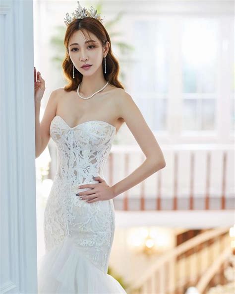 曾莞婷罕見披爆乳婚紗 「超性感北半球」一覽無遺 娛樂 Nownews今日新聞