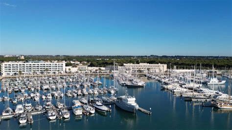 Así Es Puerto Sherry El Emblema De Cádiz Que Genera Un Impacto