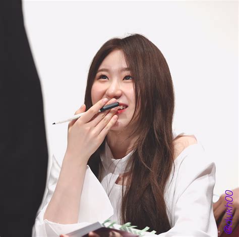 아이즈원 김채원 나코 사쿠라 이채연 조유리 190505 팬사 44 P