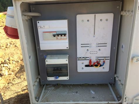 ROZDZIELNIA ELEKTRYCZNA SKRZYNKA BUDOWLANA ERBETKA 8121854604