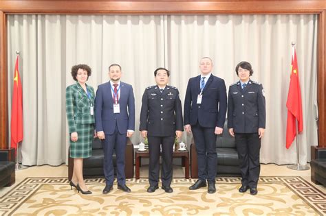 俄罗斯内务部院校代表团来校访问 中国刑事警察学院