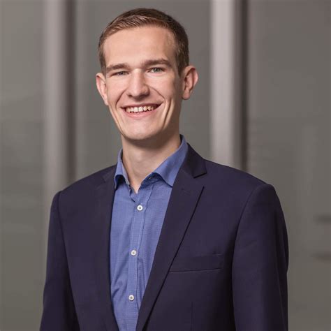 Niklas Klüdtke Regionalverkaufsleiter ALDI SÜD XING
