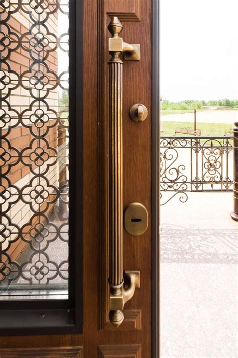Двери в храм | Door handles, Door, Decor