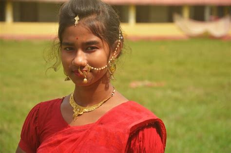 Premium Photo Portrait Of Smiling Girl On Field