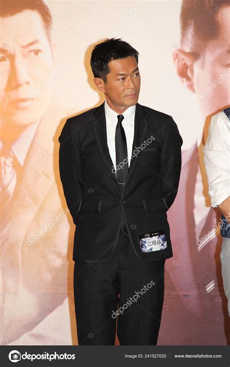 Hong Kong Actor Louis Koo Listens Premiere His New Movie — Stock
