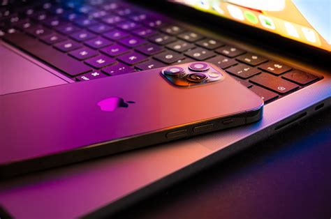 Apple Fixes Zero Day Flaw Affecting All Devices Techcrunch