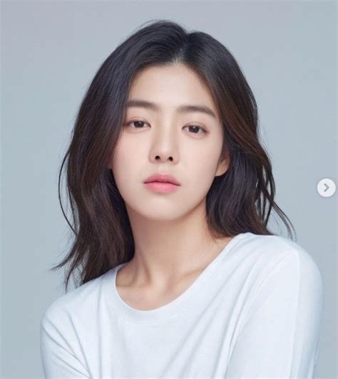 강남 만약 여자로 태어났다면 AI가 만든 미녀