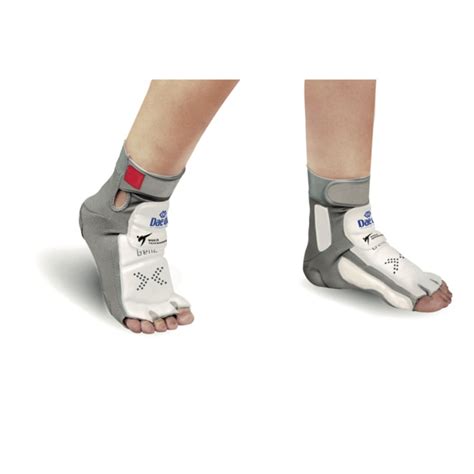 Kwon Nz And Aus Daedo Gen Ii E Foot Protector Kwon Australia And Nz