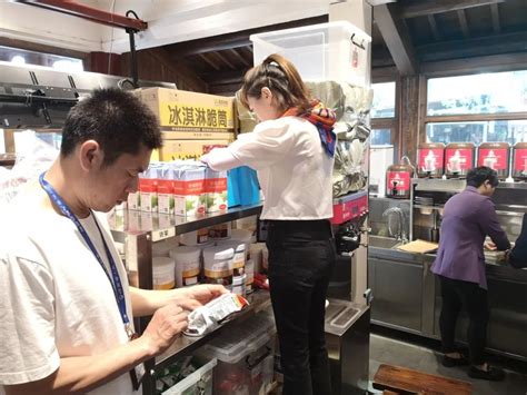 龙亭区市场监管局对辖区蜜雪冰城门店进行全面监督检查 大河号 大河网