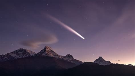 Cosmic Roulette Will A New Comet Survive Its Encounter With The Sun