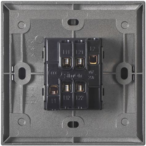2G 2-Way Switch - ISTCO