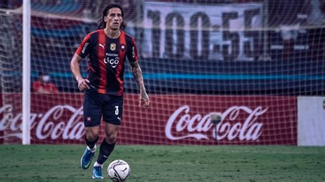 Williams Riveros Fue Presentado Como Nuevo Jugador De Universitario Infobae