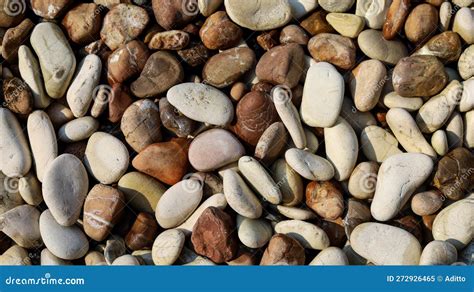 Round Peeble Stone At The Park Red And White Peeble Stone Stock Image Image Of Garden