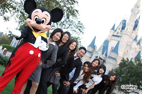 ディズニーフェア Jcfl公式 Ocポータル 日本外国語専門学校