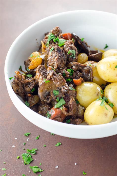 Boeuf Bourguignon — Rezepte Suchen
