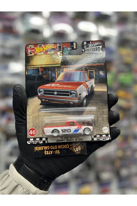 HOT WHEELS Boulevard 75 Bre Datsun Sunny Truck Premium 1 64 Fiyatı