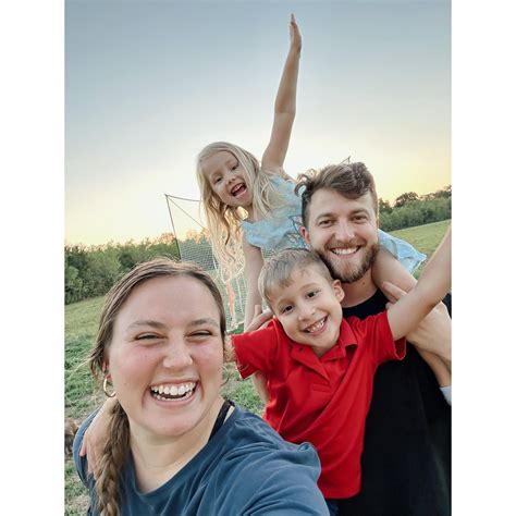 Anaice Kay Hackett And Joshua Samuel Trahans Wedding Website