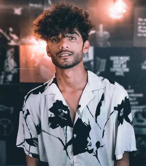 KAHANI SUNO 2 0 CHORDS By Kaifi Khalil Musikord