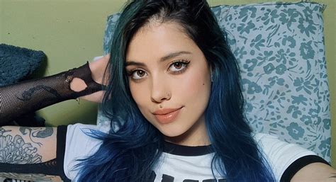 The Face Of A Girl Who Smiles Through Her Dazzling Eyes 😇 Sexy