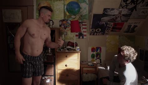 Alexis Superfan S Shirtless Male Celebs Steve Howey Shirtless Is Shameless Season Episode