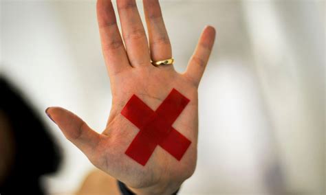 Casos De Violência Contra Mulheres Atinge Número Recorde Revela