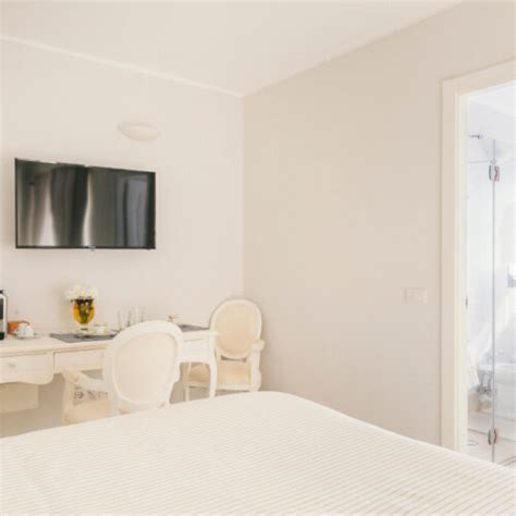 Giulia Villa Aga Noli