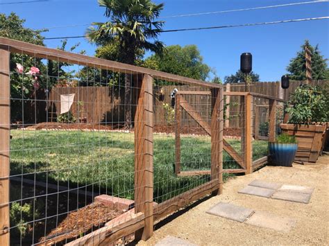15 Welded Wire Hog Wire Fence And Backyard Fences Ideas To Save Today