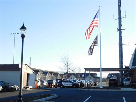 Commercial Internal Fiberglass Flagpole Gates Flag And Banner