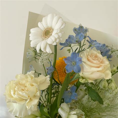 남원꽃집 데이앤아워 데이앤아워 이른오전 타지역으로 이동하실 경우 전날 늦은 오후 픽업 가능합니다 물처리 넉넉하게 해드리기때문에 다음날 사용 걱정 안하셔도 됩니다🙂