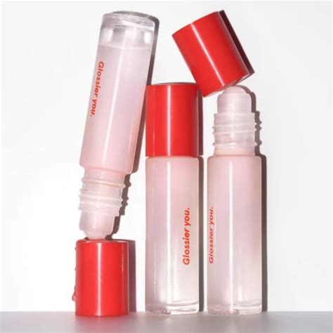 Glossiers Best Selling Perfume Now Comes In A Travel Size — And It