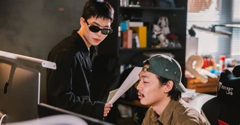 악뮤 이찬혁 옷도 만든다바이아트 후드티·반팔티