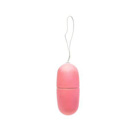 Premium Photo A Pink Plastic Mouse On A Wire With A Silver Ring On It