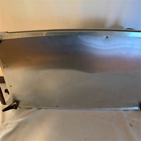 Lot 152 Crock Pot And Warming Plates