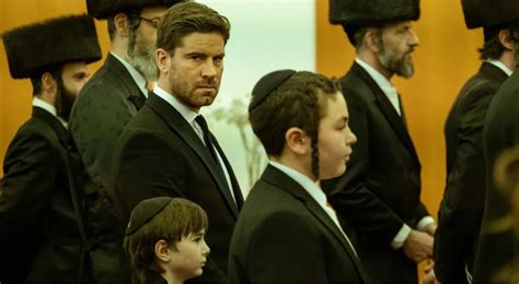 Nova Série Da Netflix Tem Reviravoltas Chocantes E Você Ainda Não Viu