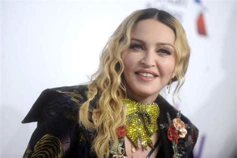 PHOTOS Madonna retour sur l évolution physique de la star Gala