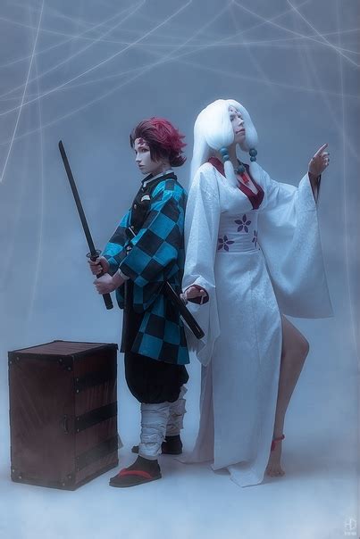 Kimetsu No Yaiba Kumo Oni Haha Tanjiro Kamado Naked Cosplay Asian 13