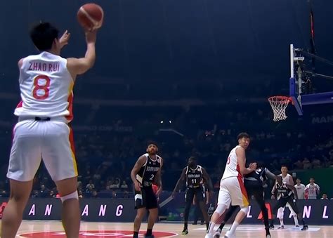 中国男篮首节落后8分：李凯尔反弹52 南苏丹三分10中6太精准腾讯新闻