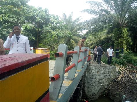 Akibat Normalisasi Daerah Aliran Sungai Mengakibatkan Terkikisnya