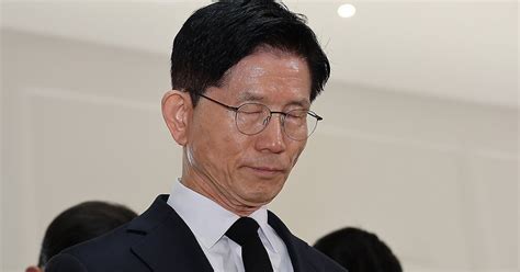 김문수 尹 탈당 요구에 하느냐 안 하느냐는 본인의 뜻