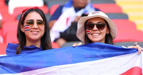 코스타리카 응원하는 팬