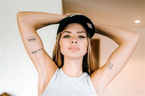 “te Arruinaste” El Retoque Estético Que Se Hizo La China Suárez En