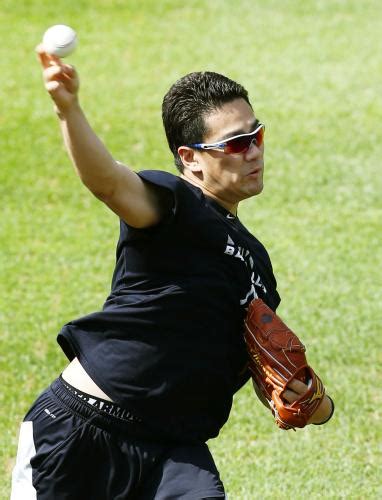 キャッチボールで調整するヤンキース・田中 ― スポニチ Sponichi Annex 野球