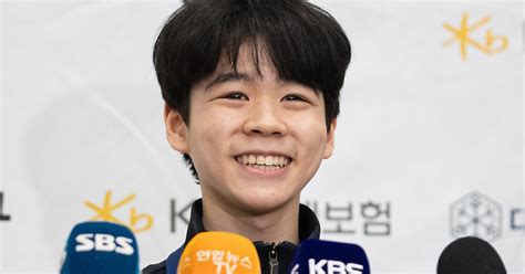 한국 남자 최초 피겨 주니어 세계선수권 금메달 획득한 서민규