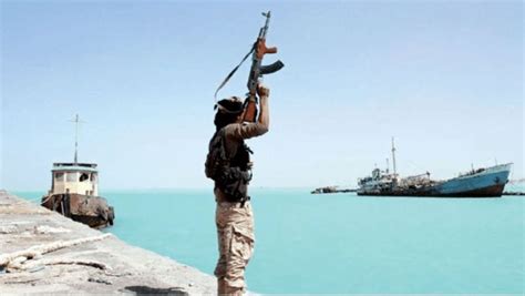 صحيفة الغد الأردنية سفينة شحن مملوكة لبريطانيا تتعرض لأضرار إثر هجوم