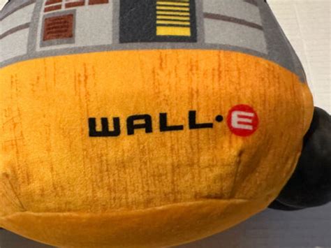 New Disney Pixar Squishmallow Wall E Robot Plush Squish 8 Inch Squishy