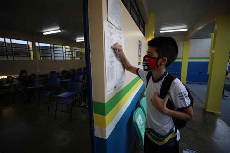 Informe Manaus Rede Estadual Retoma Aulas 100 Presenciais Em Manaus