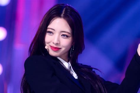 221204 Itzy Yuna Cheshire At Inkigayo Kpopping