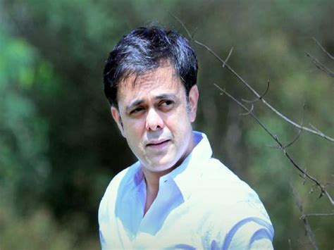 Sumeet Raghavan आजन्म आम्ही बोंबलतोय तेव्हा ही तत्परता कुठे जाते