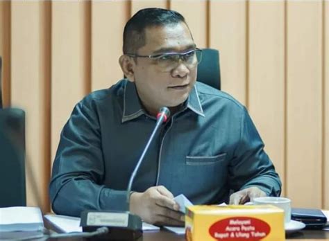 goriau data belum lengkap komisi ii dprd riau belum garap konflik