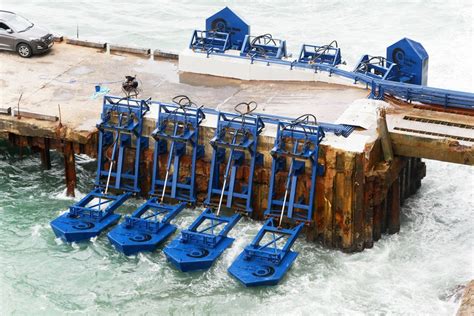 Transforming The Constant Power Of Waves Into Electricity